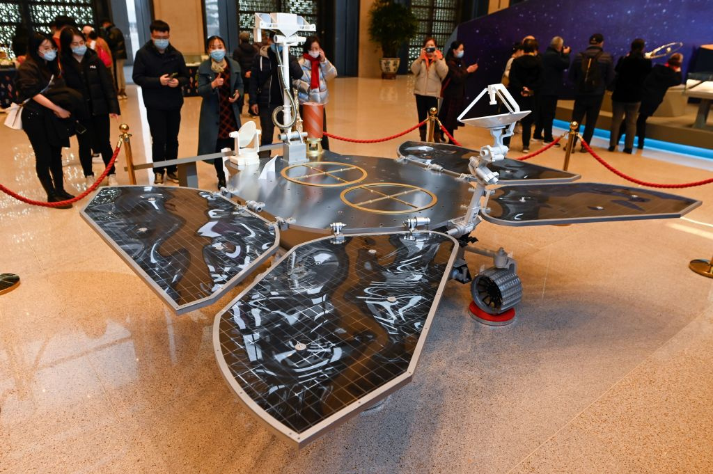 Tianwen-1 Mars Orbiter Seen Journeying the Red Planet on the Latest ...