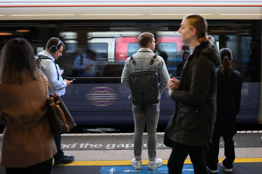 London Underground: Smart Station Real-Time AI Surveillance to Help ...