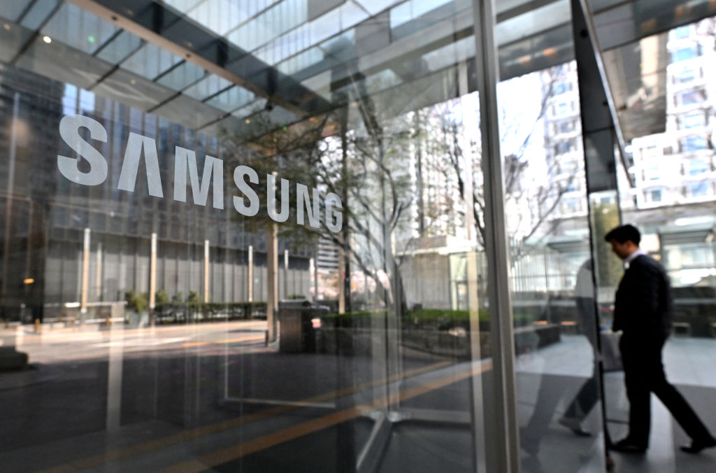 Samsung Apologizes for Strikes, Delays, 'Losing Its Edge' – Is the Tech ...