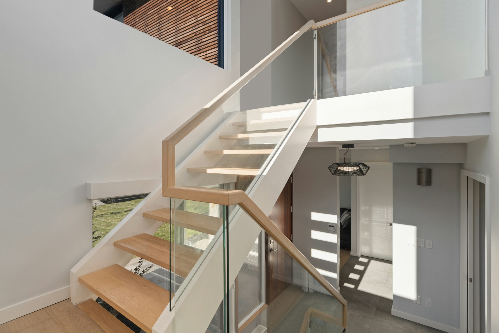 These Energy-Recycling Stairs Make Climbing A Breeze