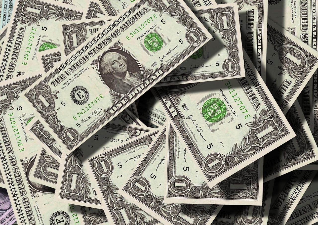 Top 9 Ways to Earn Money Digitally in 2025
