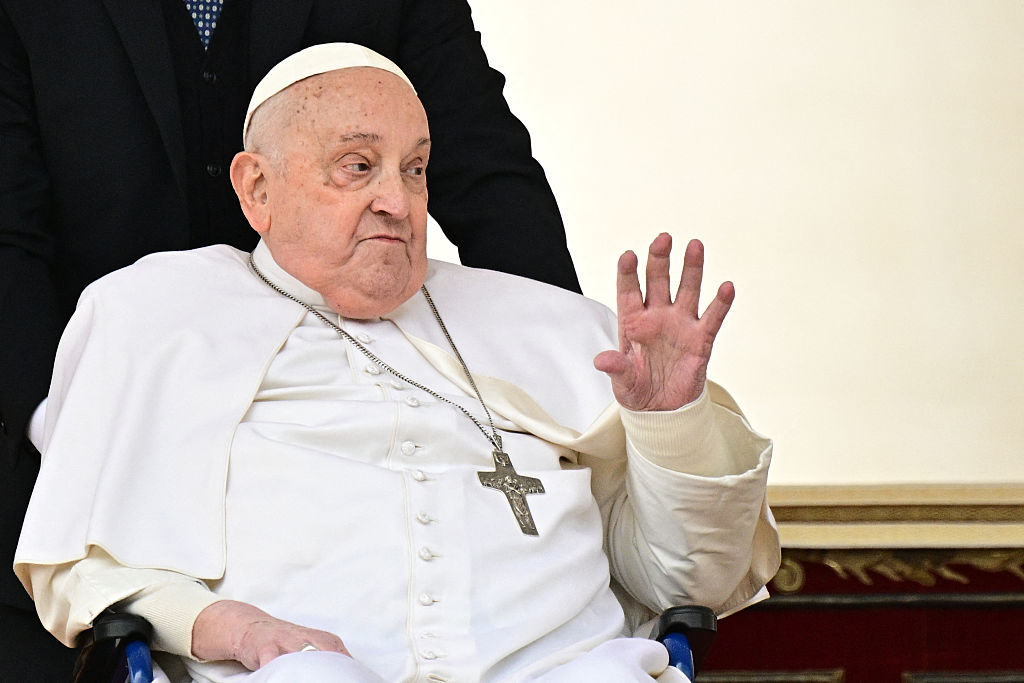 Pope Francis' Final Wish Urges People to Ditch Screens: 'Use Technology ...