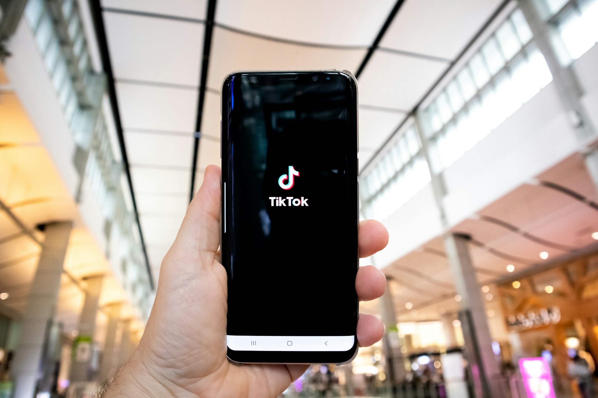 SkinnyTok Ban: TikTok Cracks Down on 'Thinspiration' Trend Amid Eating ...