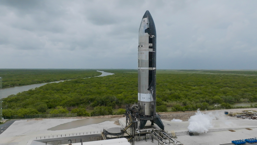 SpaceX Starship Explodes in Boca Chica Amidst Ground Test