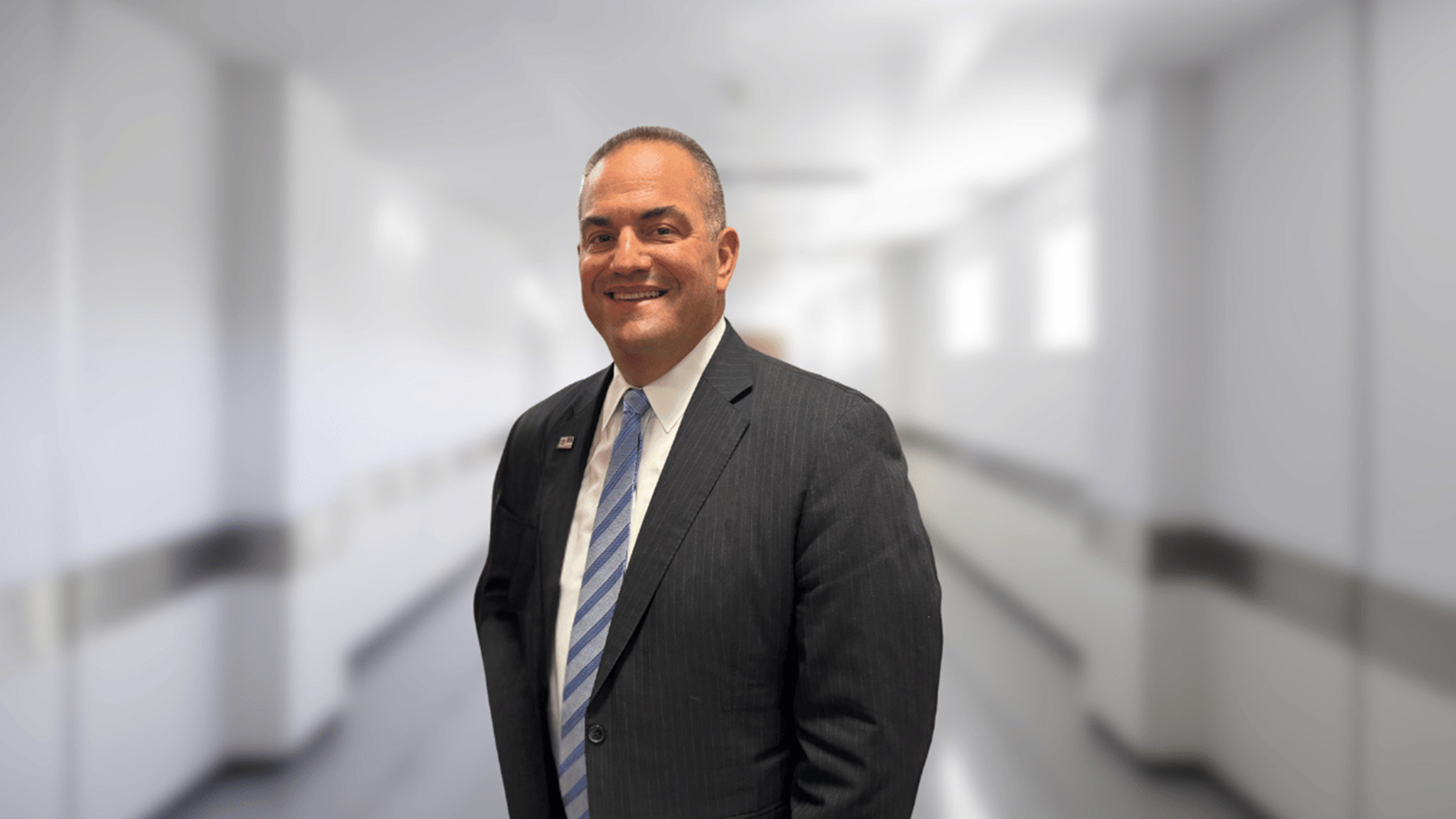 Dr. Alexander Eastman and the High-Stakes World of Trauma Surgery and ...