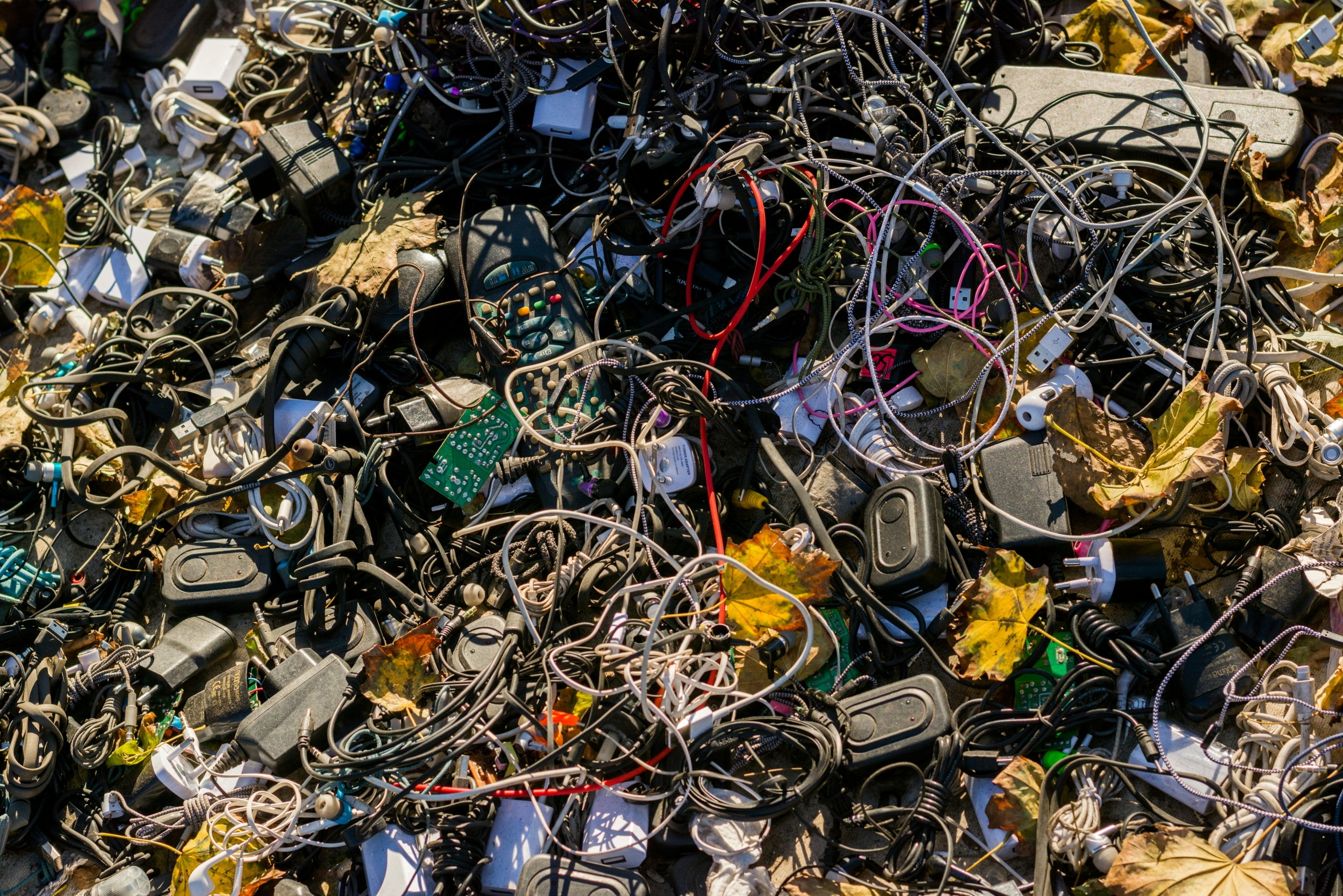 E-Waste Crisis in 2025: How Companies Are Tackling Tech Recycling and ...
