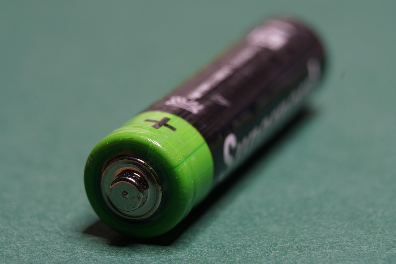 Solid State vs Lithium Ion: The Future of Energy Storage and Battery ...