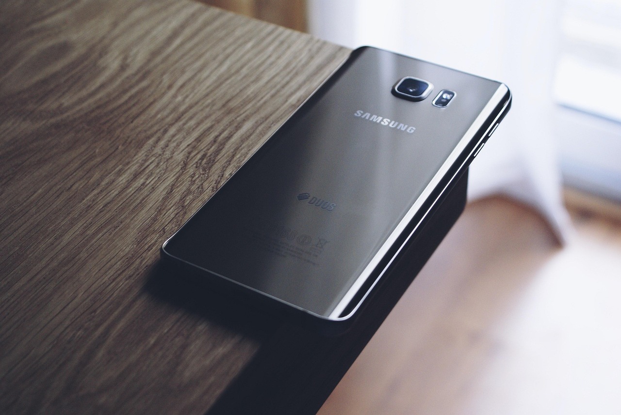 Best Samsung Phones in 2026: Top Galaxy S25, Z Fold 7, Z Flip 7 and ...