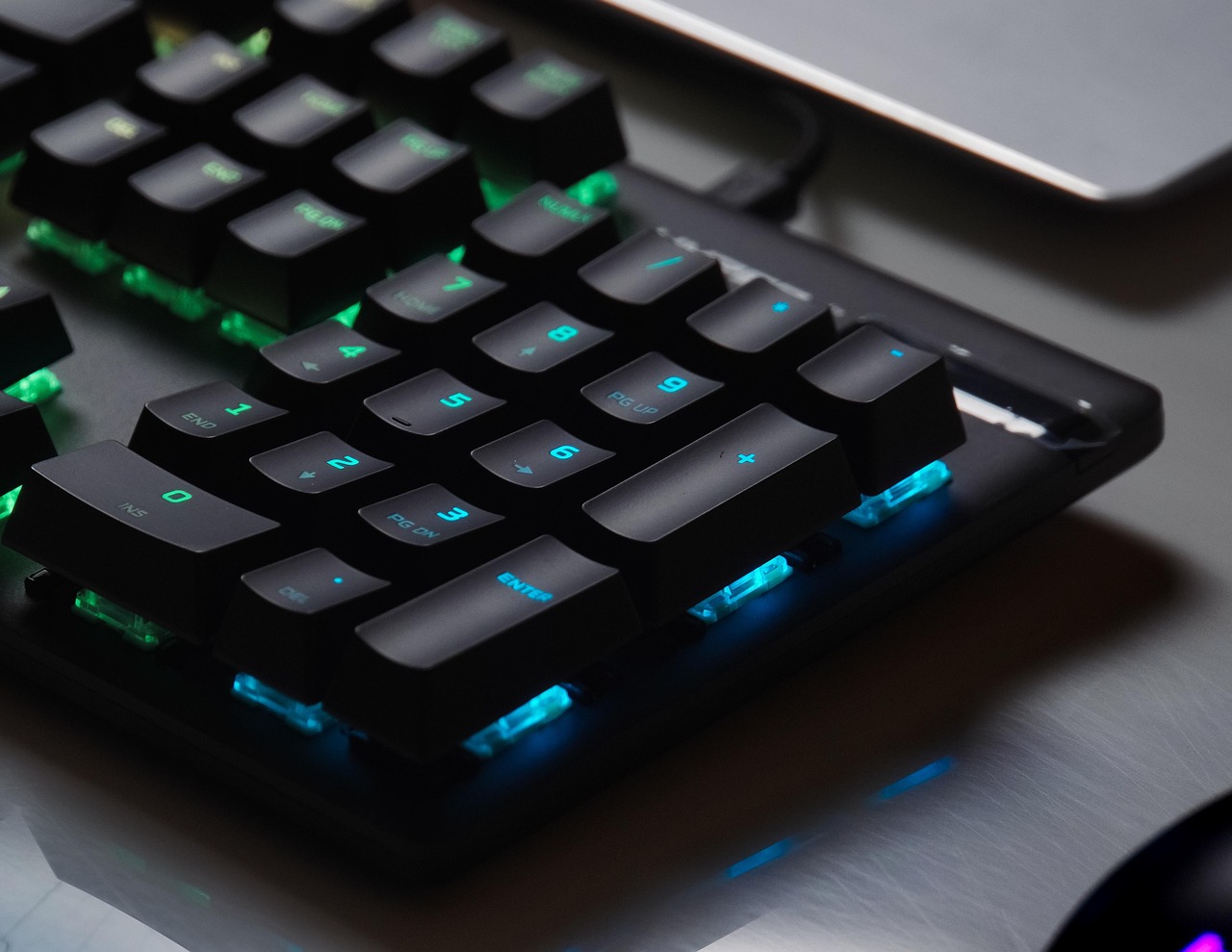 Best Mechanical Gaming Keyboards in 2026: Hall Effect, Switch Types ...