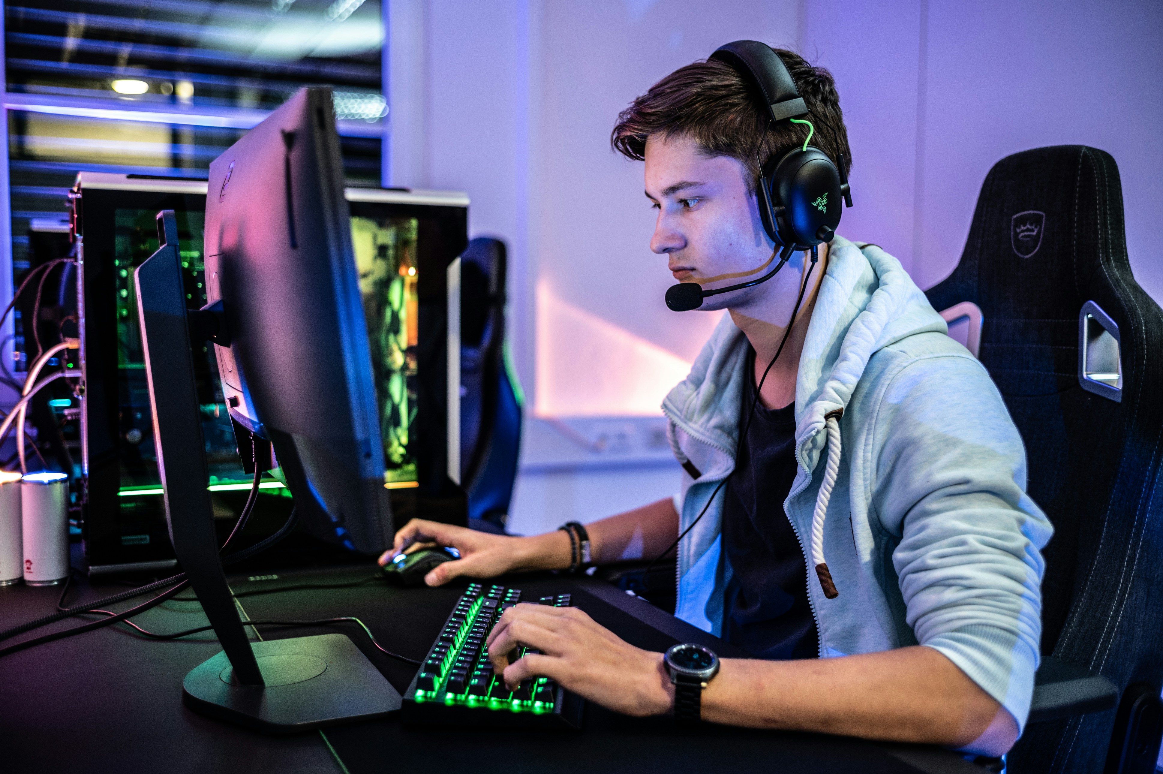 5 Clear Signs Your Game Lag Is Caused by Settings, Not Faulty Hardware