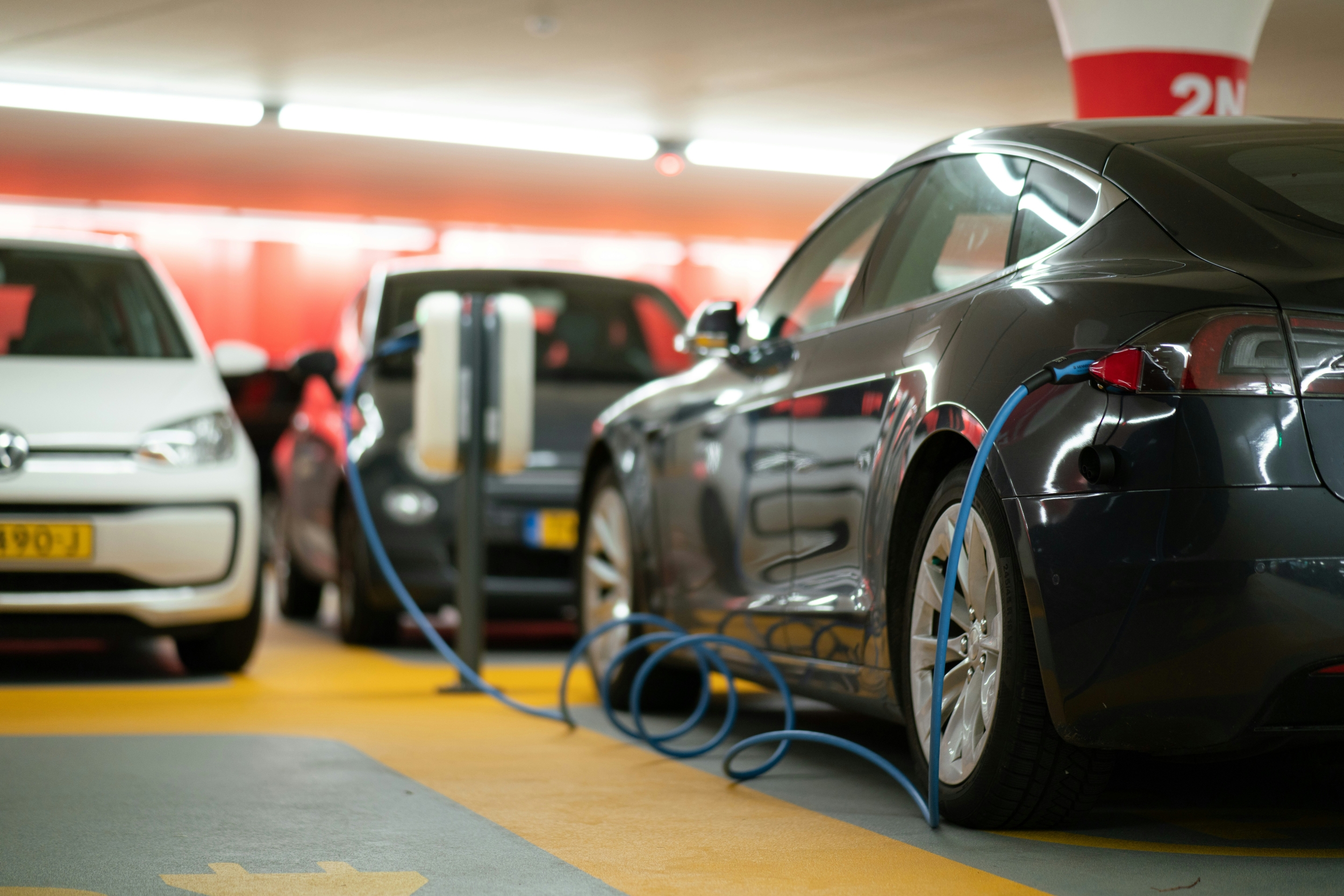 Should Electric Cars Fully Replace Gas Cars in the Future ...