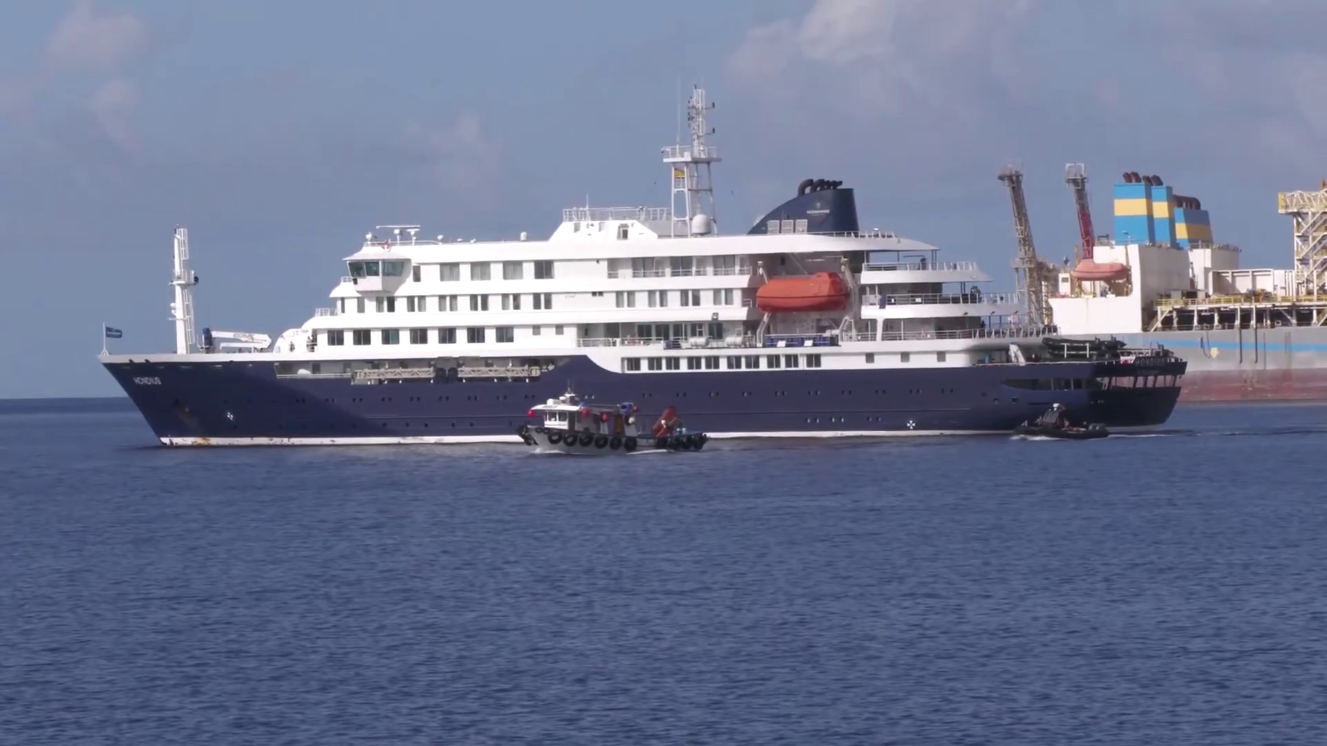 Rotterdam Erects Quarantine Cabins For Hondius Crew History S First