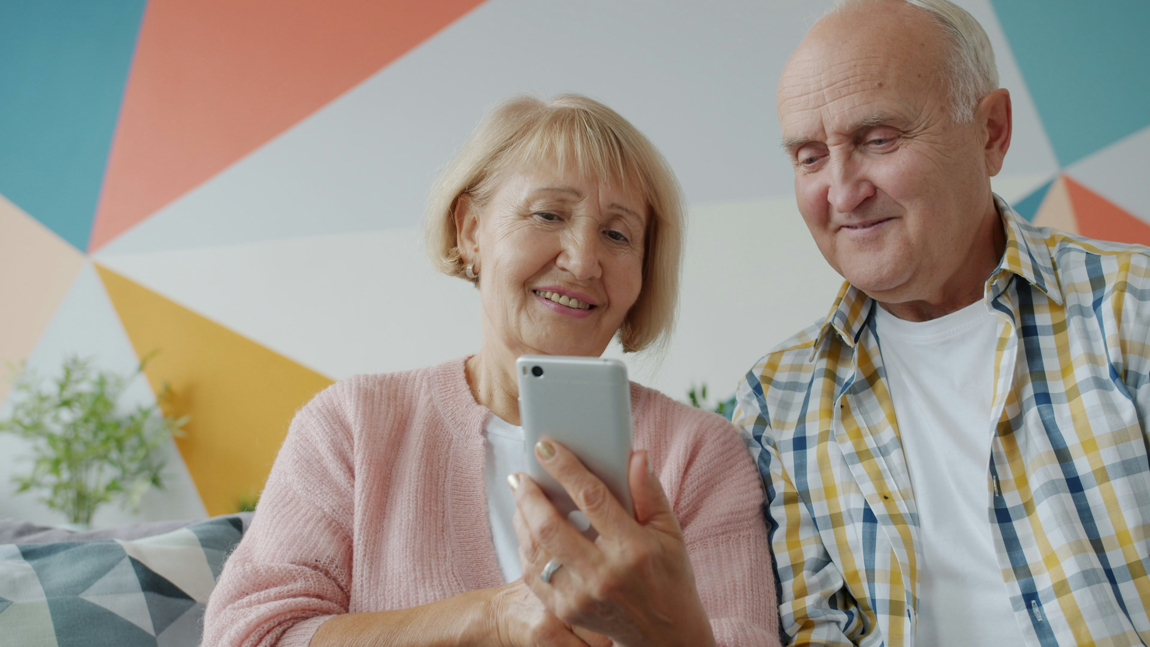 How AI Tools Are Helping Elderly Users With Daily Life and Accessibility