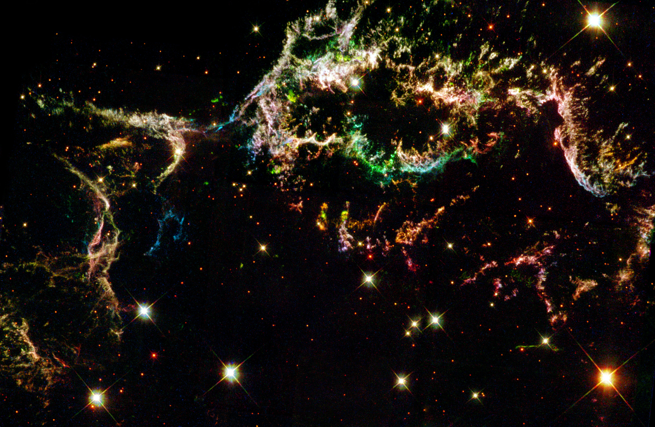 IN PHOTOS: Cassiopeia A as Captured by Hubble Space Telescope Through ...
