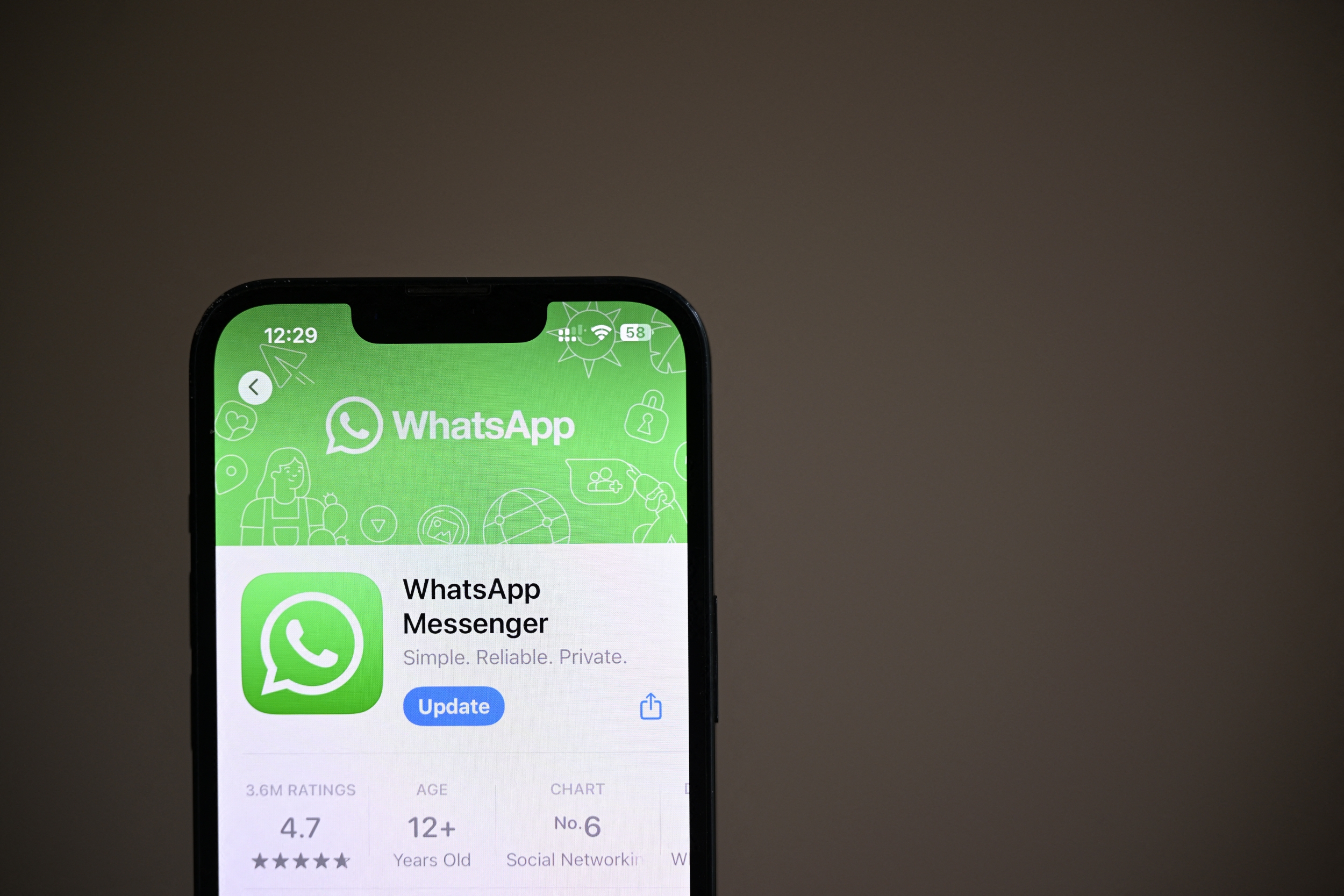 WhatsApp Reportedly Bringing Liquid Glass Design to Mac App, Says Insider