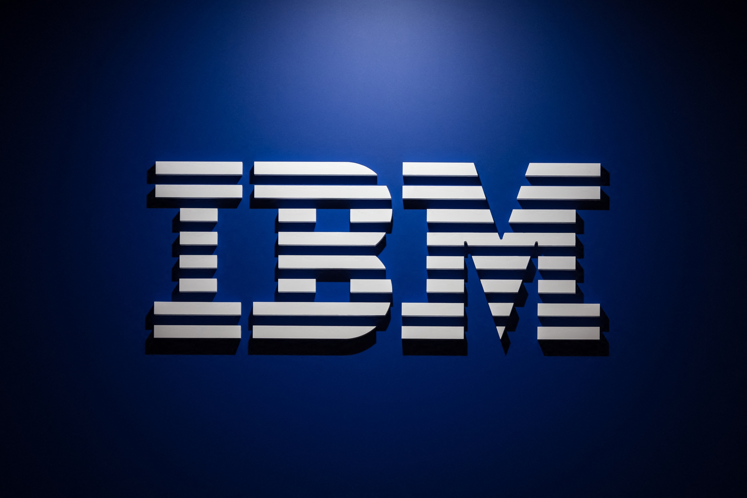 IBM Stock Surges on Trump Video, $10B Quantum Bet: Analysts Flag ...