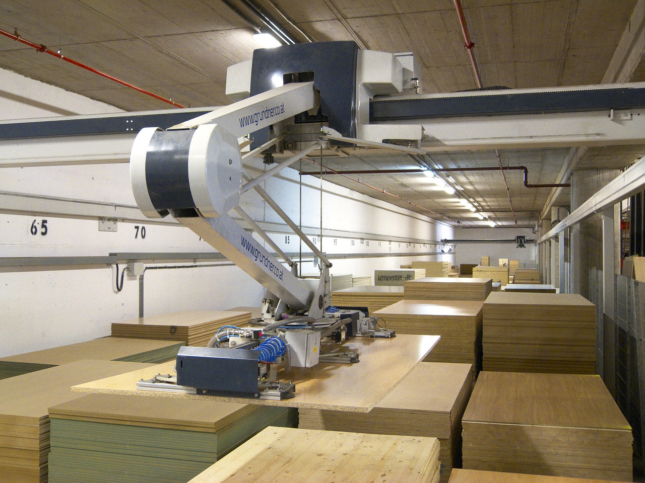 Robotics Advances with World Models Powering Fleets in Warehouse and ...