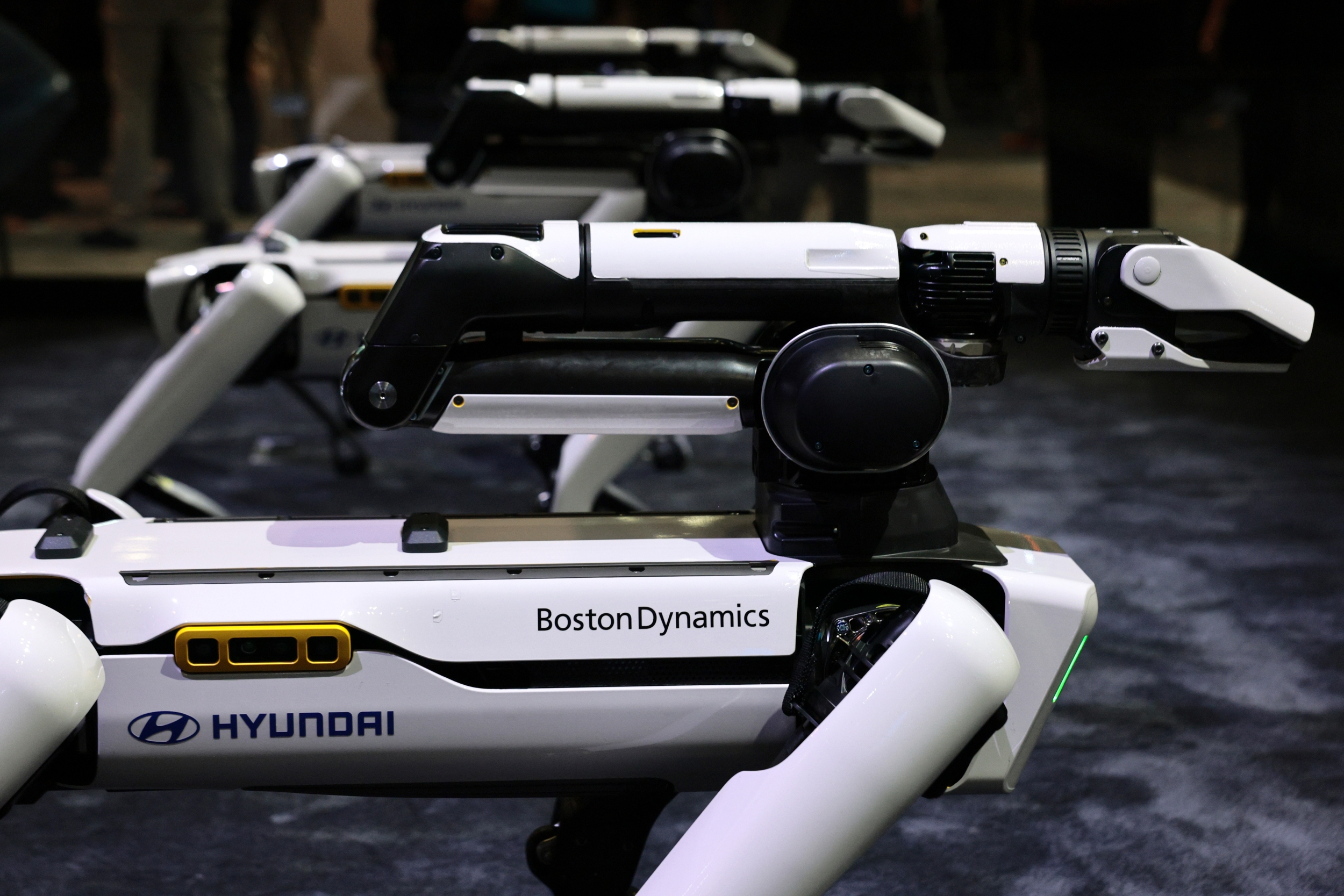 Boston Dynamics Atlas Nails Ghost Rabona for World Cup: GPU Sim Packs ...