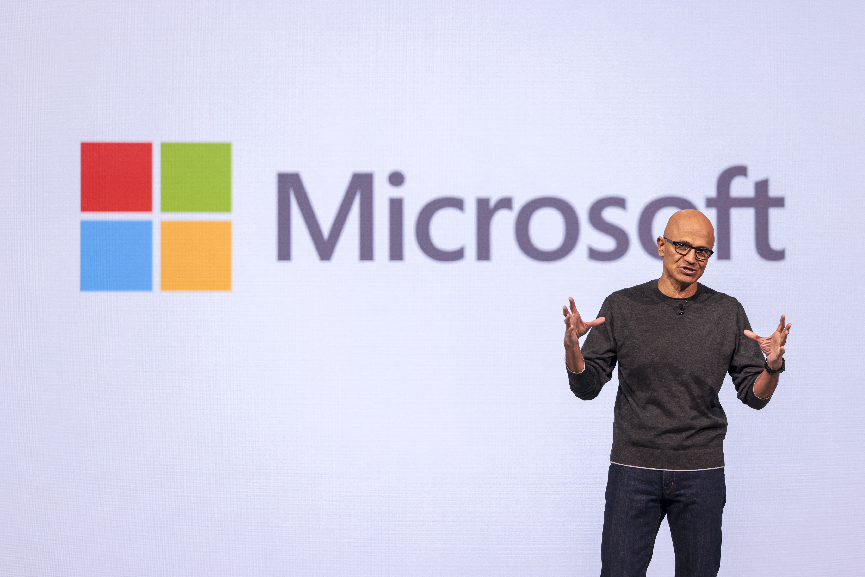 Microsoft Built Its Own AI To Depend On OpenAI And Anthropic Less ：And ...