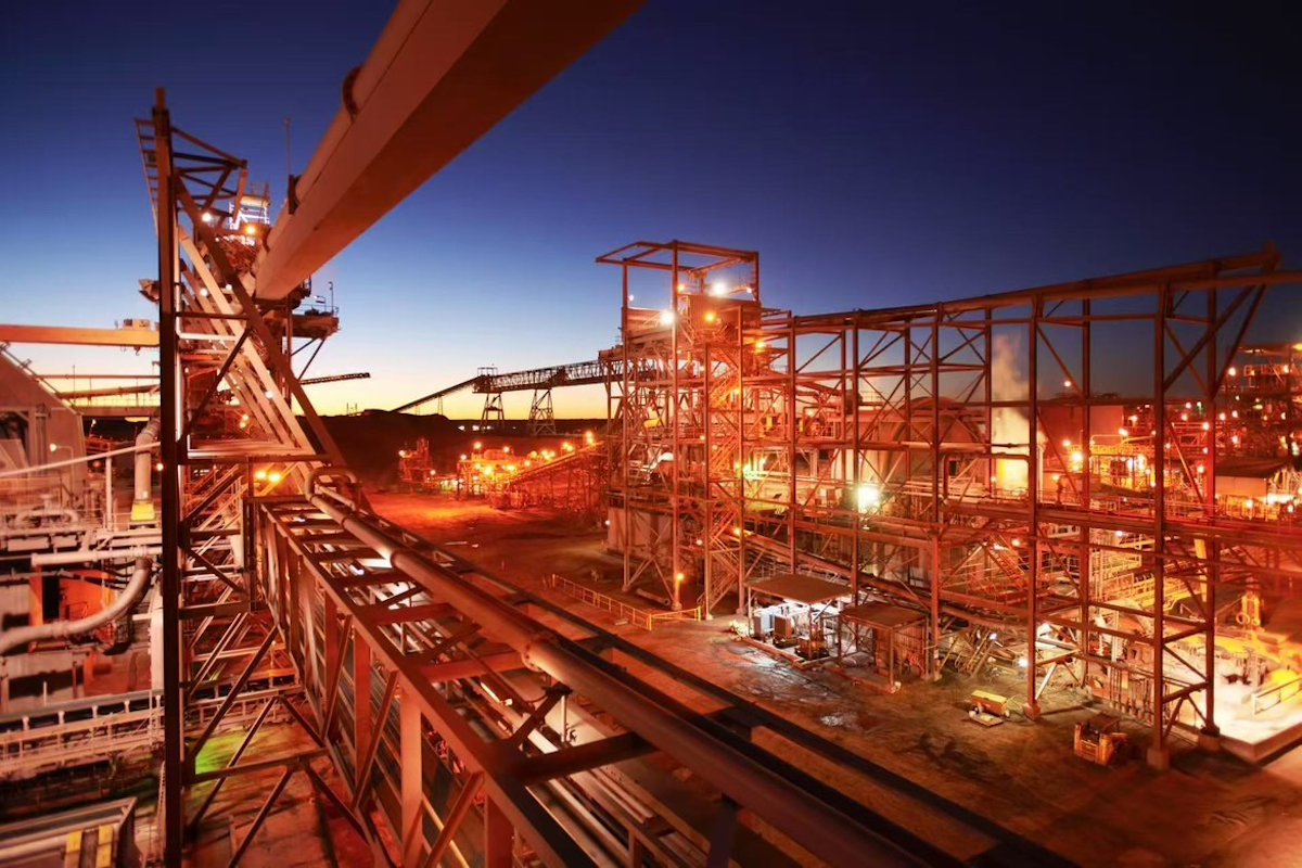 Lithium Prices Climb Back Above $25,000: EV Cost Timelines Face a Reckoning