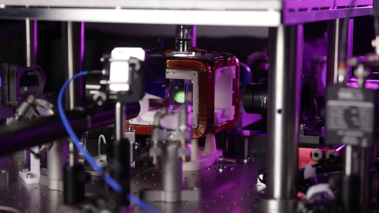 Fault-Tolerant Quantum Simulation Overhead Falls 250×: QuEra ...