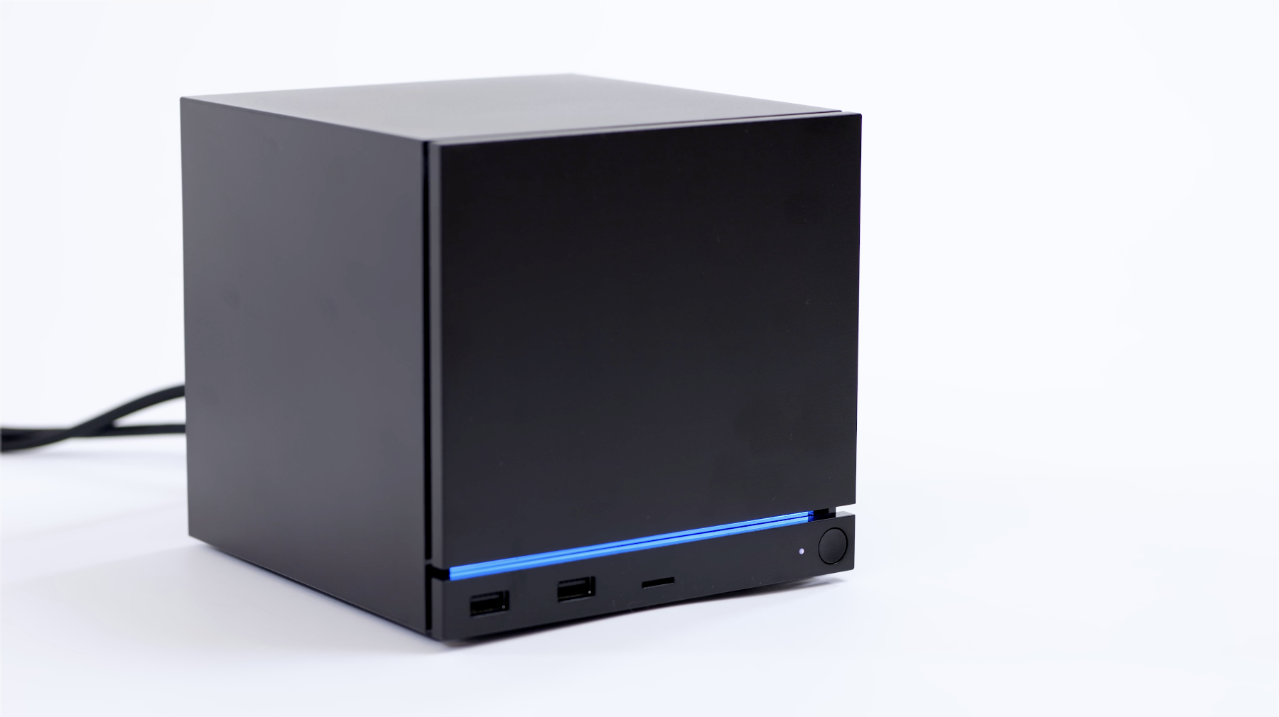 Steam Machine Goes on Sale Today: Valve's $1,049 Living Room PC Begins ...